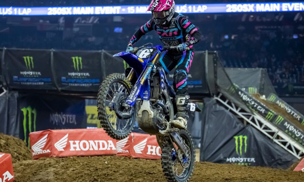 Jeremy Martin OUT pour East Rutherford