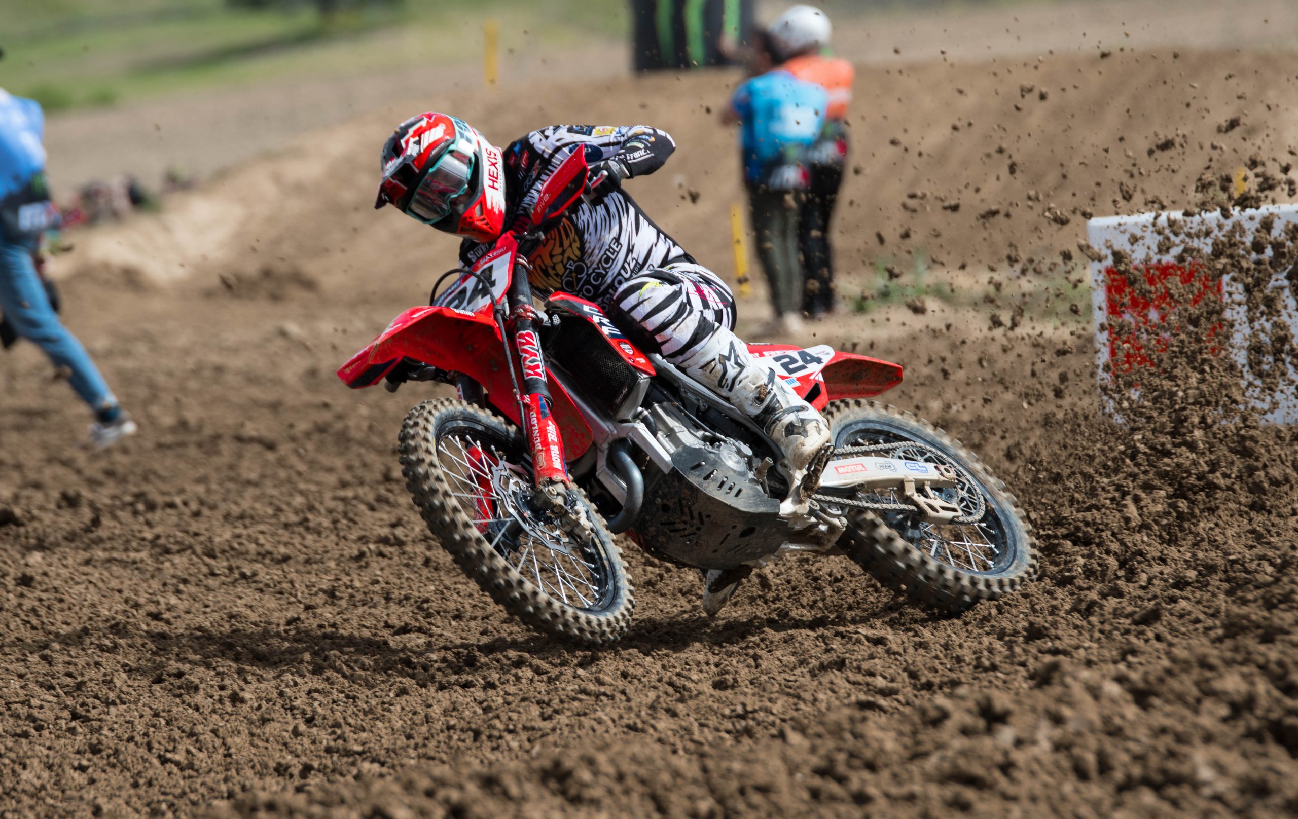 Kevin Horgmo prolonge avec Honda SR Motoblouz en 2025